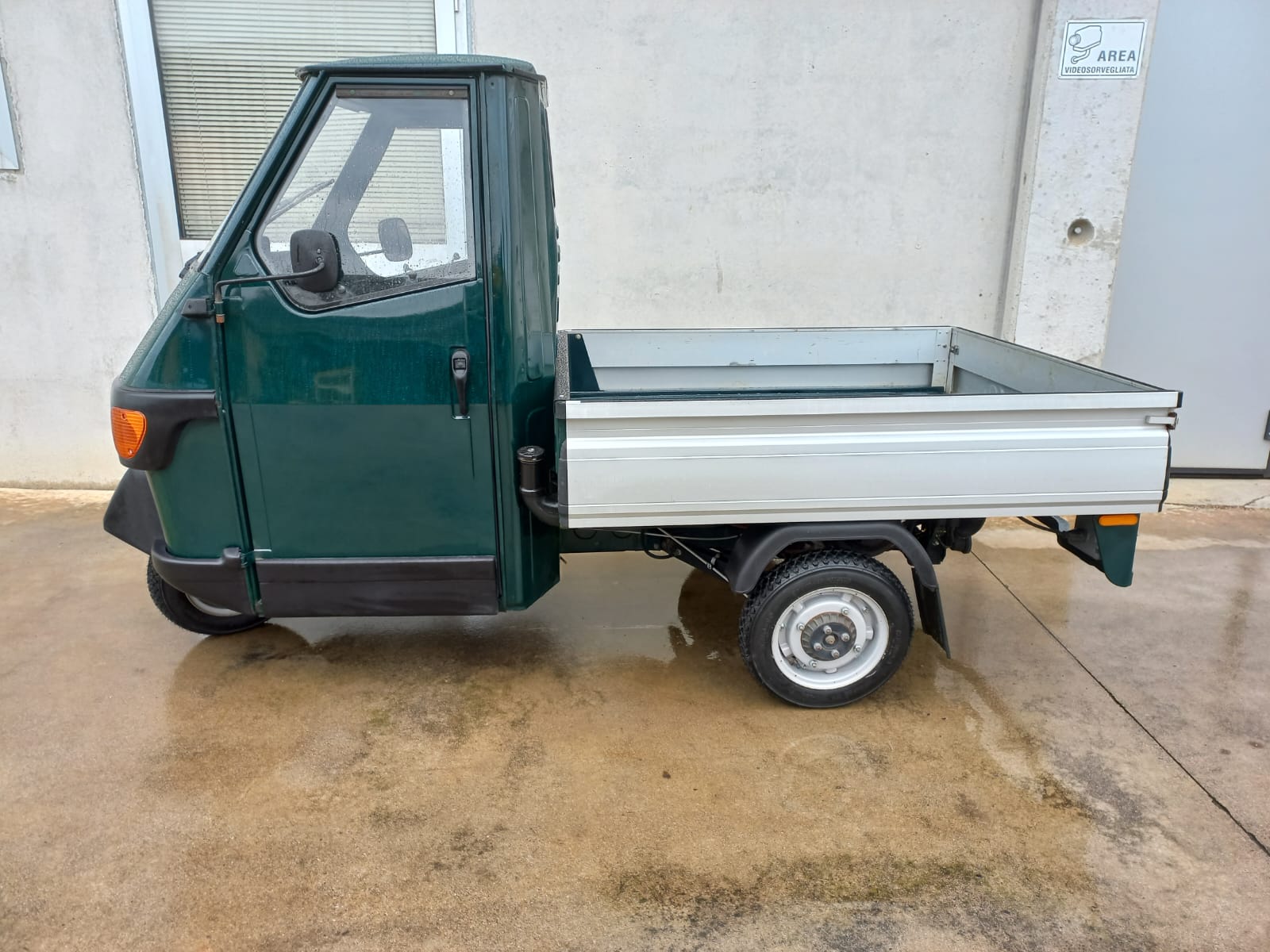 Piaggio Ape 50 – Mombelli Vendita Riparazione macchine da giardino e ...